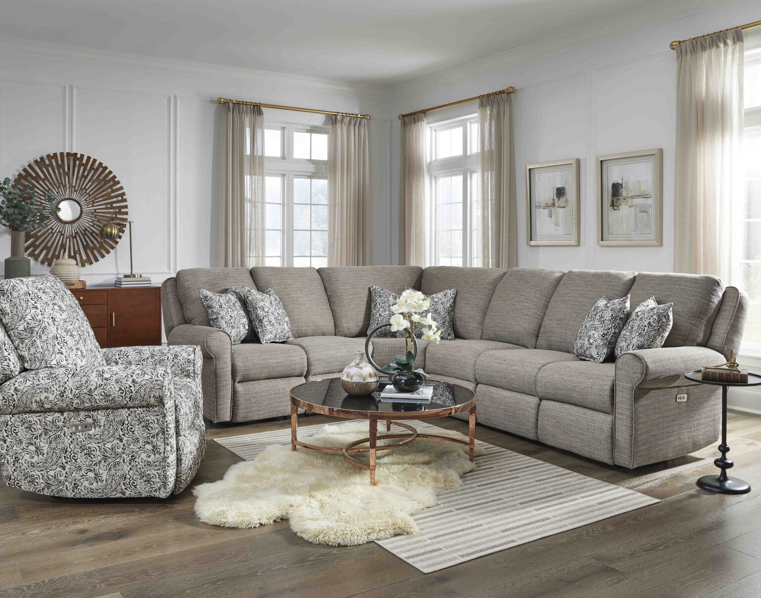 883 Dazzle Sectional | Southern Motion