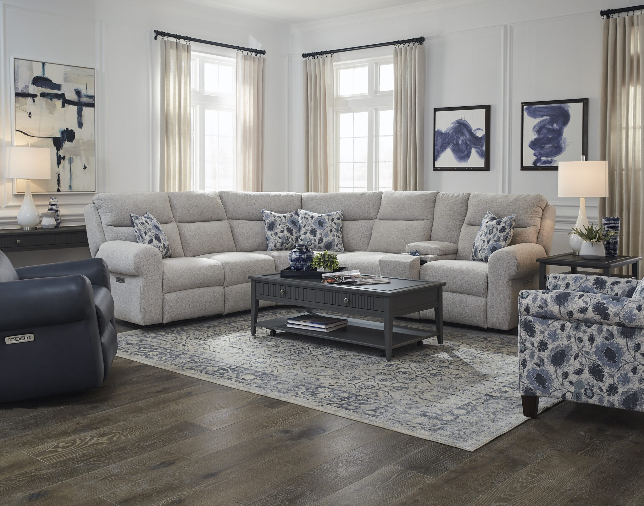 883 Dazzle Sectional | Southern Motion